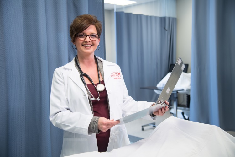 Family Nurse Practitioner (FNP) Doctor of Nursing Practice - School of ...